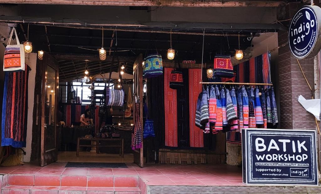Sapa Shopping Guide: Shop with Your Heart in Sapa – Vietnam Tours
